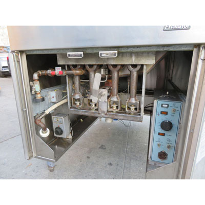 Pitco 24RUFM Gas Donut Fryer (brand new Submerger Screen Assy), Used ...