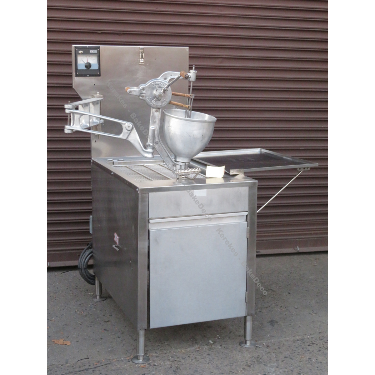 Avalon Donut Fryer ADF26-G, With Donut Dropper, Used Excellent ...