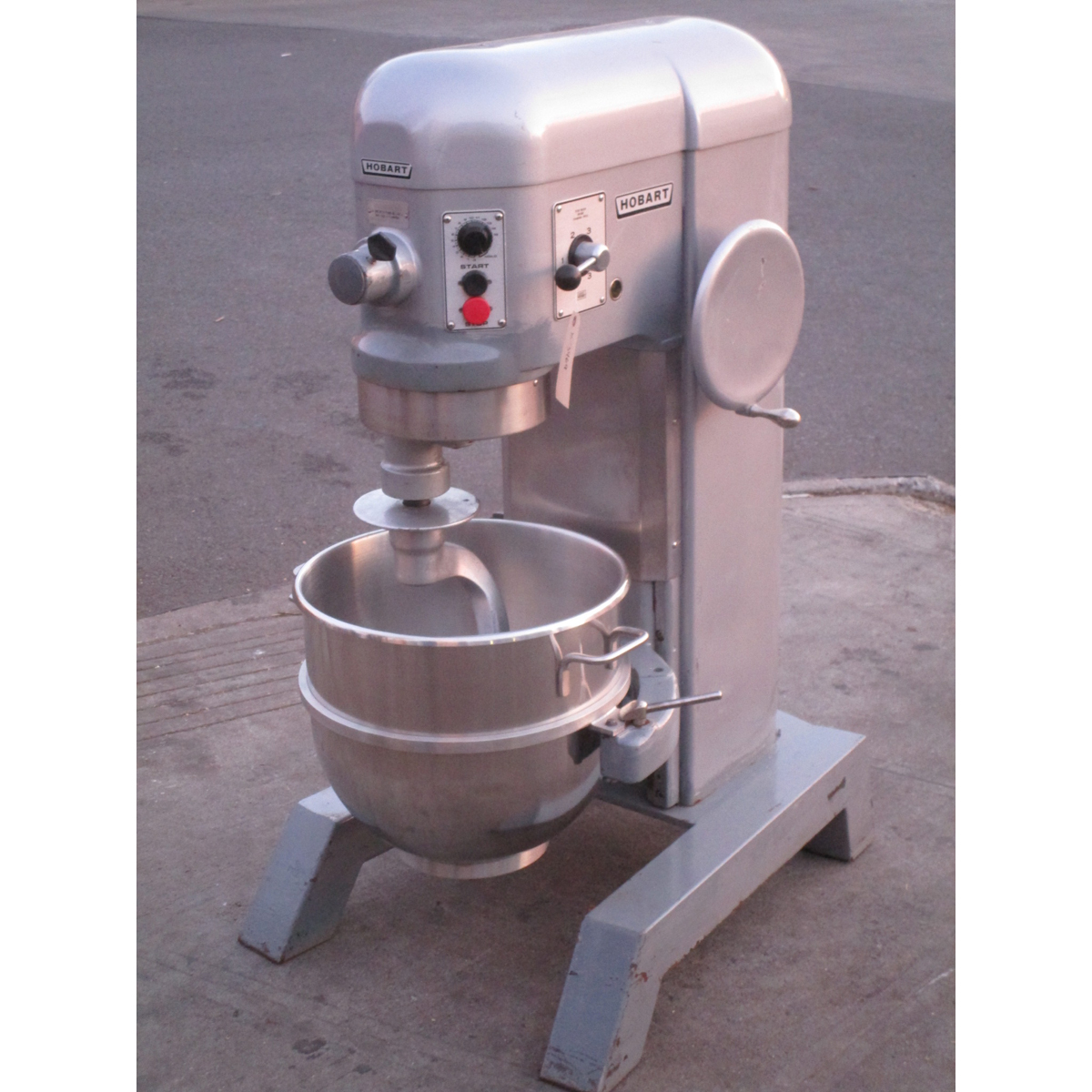 Hobart 60 Quart H600T Mixer with Timer, Great Condition Used Equipment ...